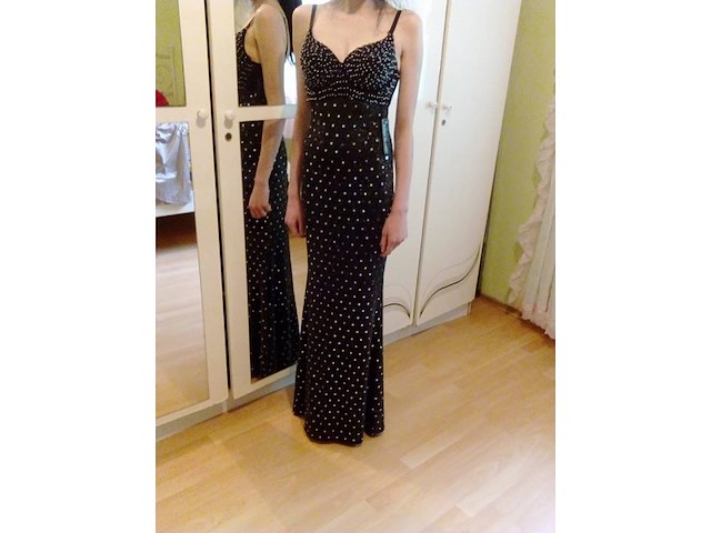 Prodajem Nova haljina sljokice NOVO UVOZ Italija