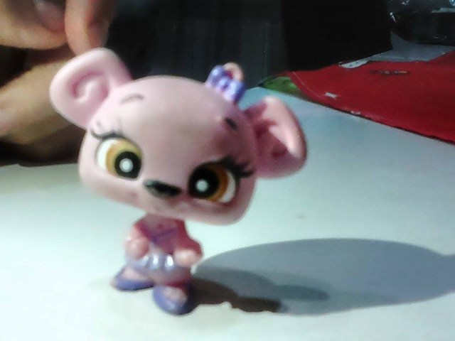 littlest pet shop toys VEVERICA