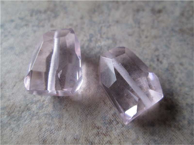 Kristal 18x13x10mm  roze, 1 komad