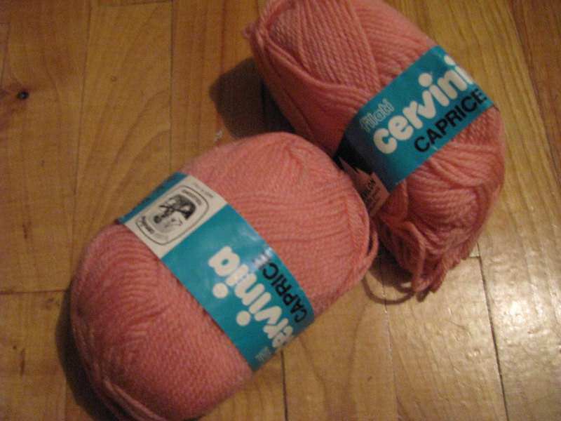 tamno ružičasta vunica, made in Italy