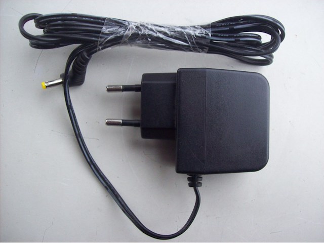 Adapter 5 volti - 2 Ampera