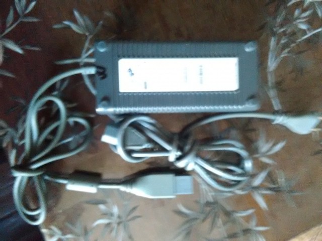 xbox 360 adapter original ,150w i strujnim kablom slika