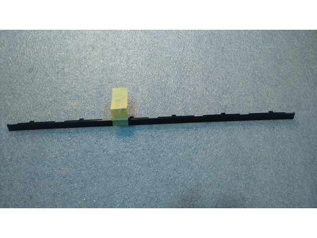 PLASTIKA KUCISTA ZA TOSHIBA Satellite C655D