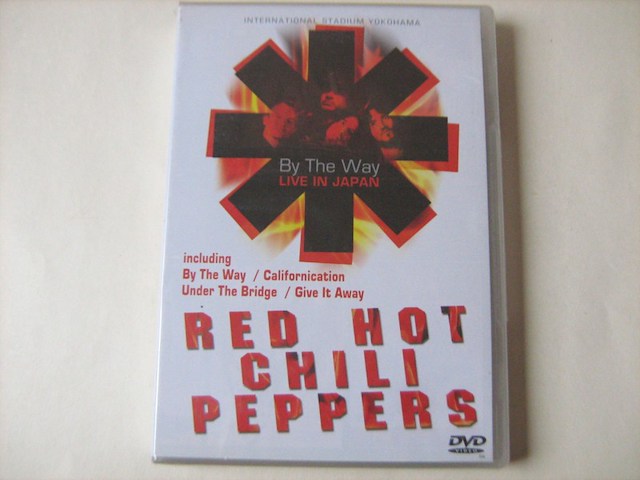 Red Hot Chili Peppers - By The Way: Live In Japan